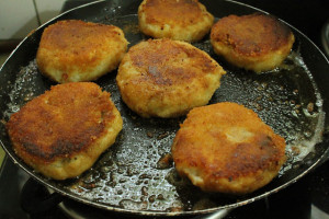 Goan Mince Potato Chops, How to make Goan Mince Potato Chops | Goan ...